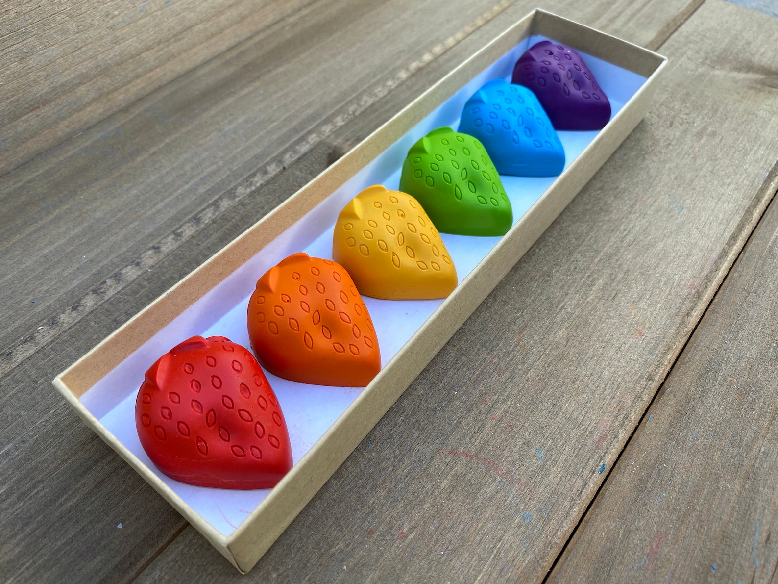 Strawberry Crayons Strawberry Party Favors Strawberry - Etsy