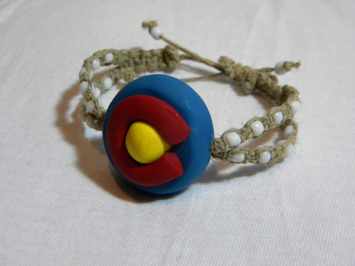 Colorado Flag Polymer Clay Pendent Hemp Bracelet - Etsy Italia