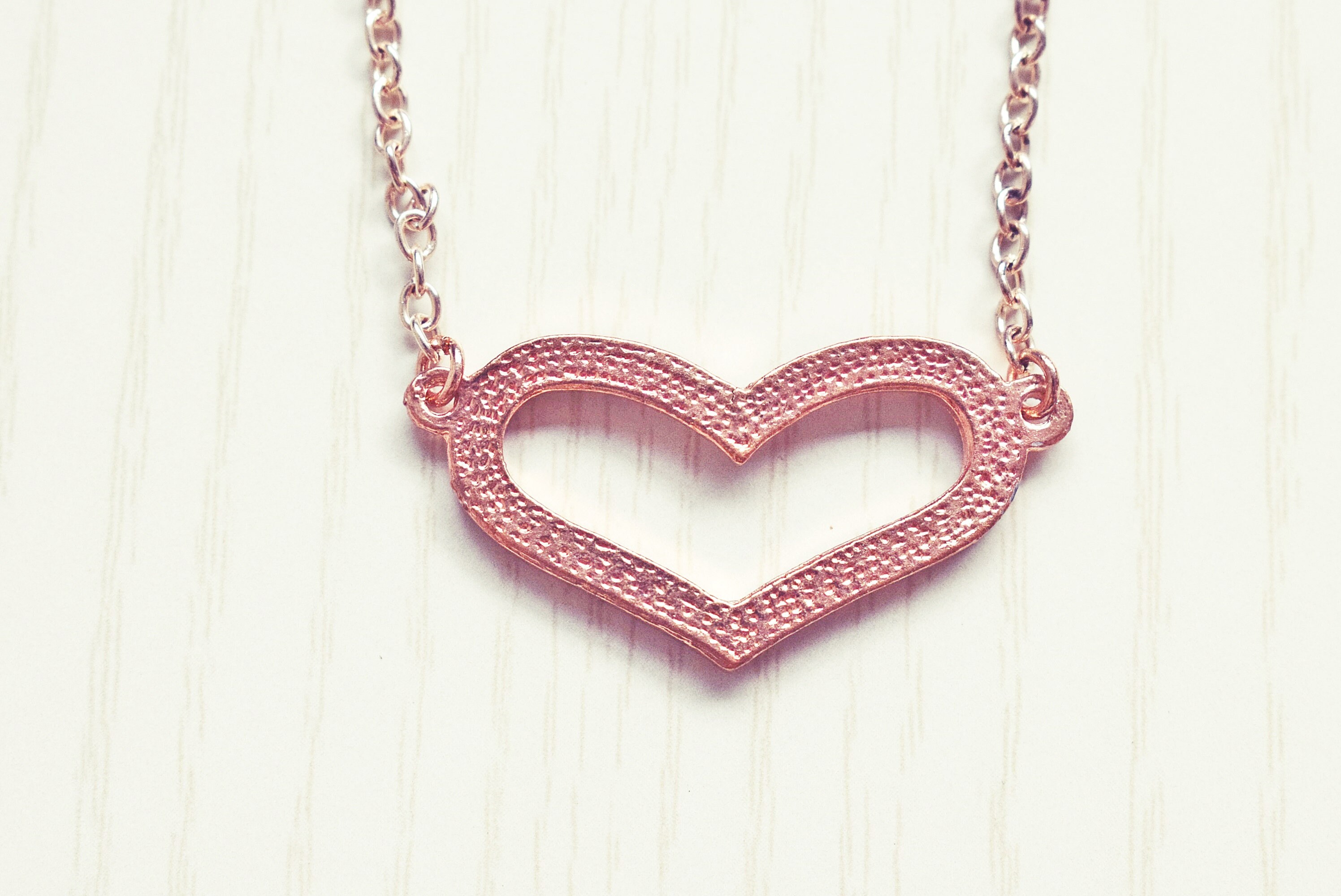 Collar de corazón de amor / Collar de corazón de oro rosa / - Etsy España
