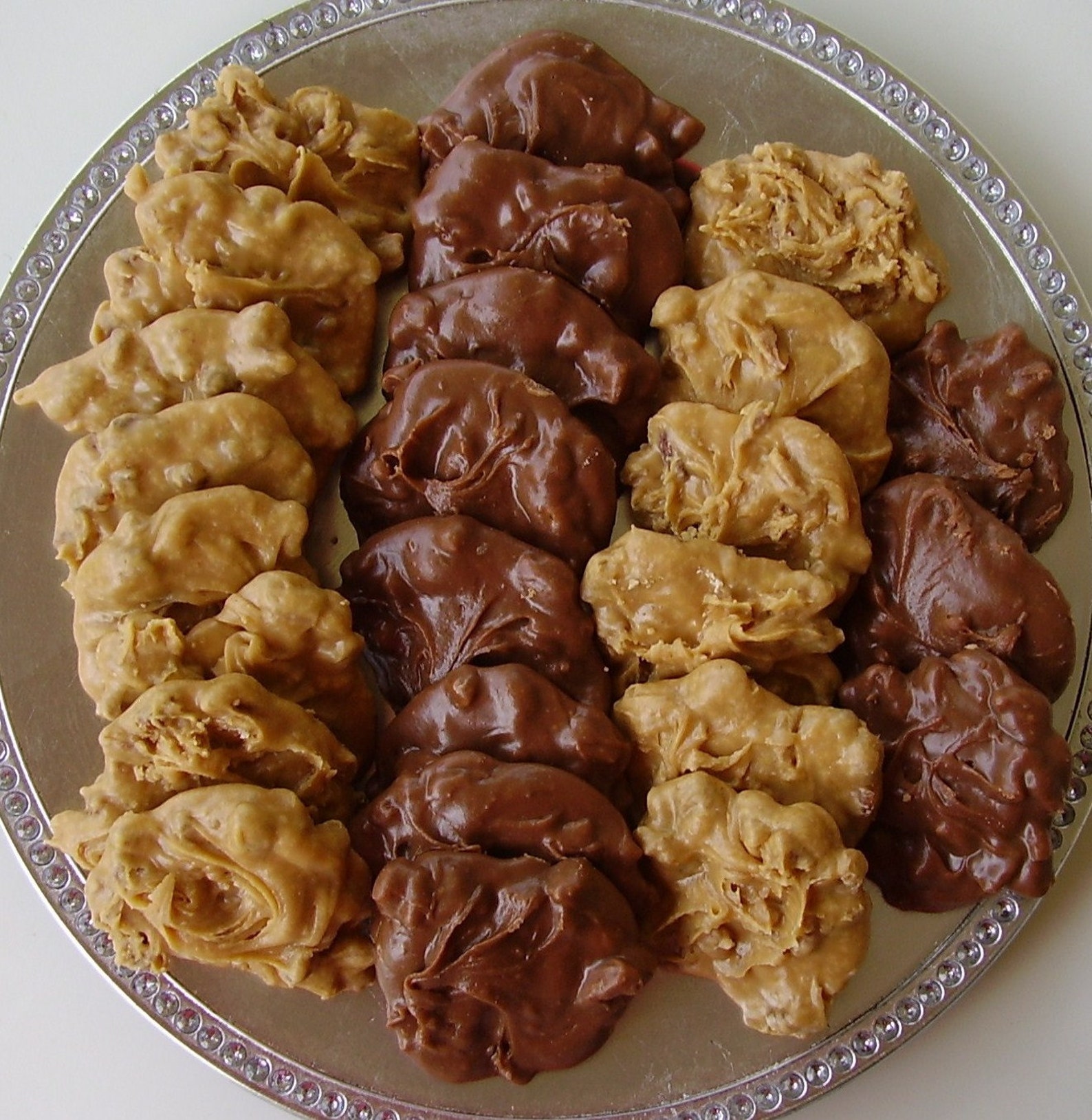 Assorted Pralines - 1 Dozen - Etsy