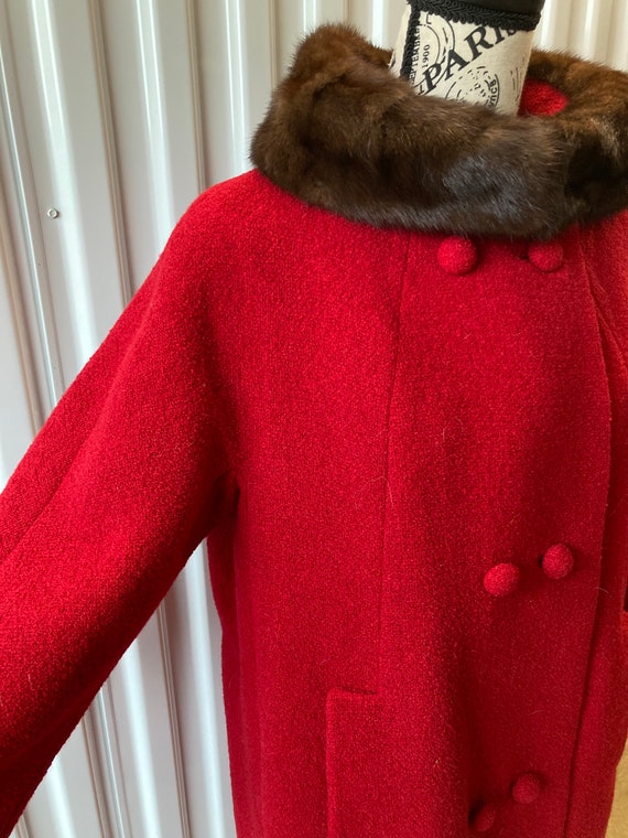 Red Boucle Wool Coat with Fur Collar 1960s - Gem