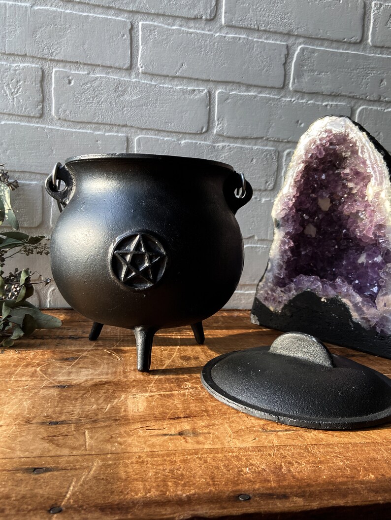 Large Black Cauldron Black Cast Iron Cauldron Witchy Decor - Etsy