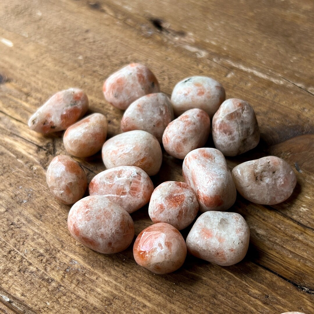 SUNSTONE Tumbled Stones - Pocket Stone, Polished Sunstone Pebbles ...