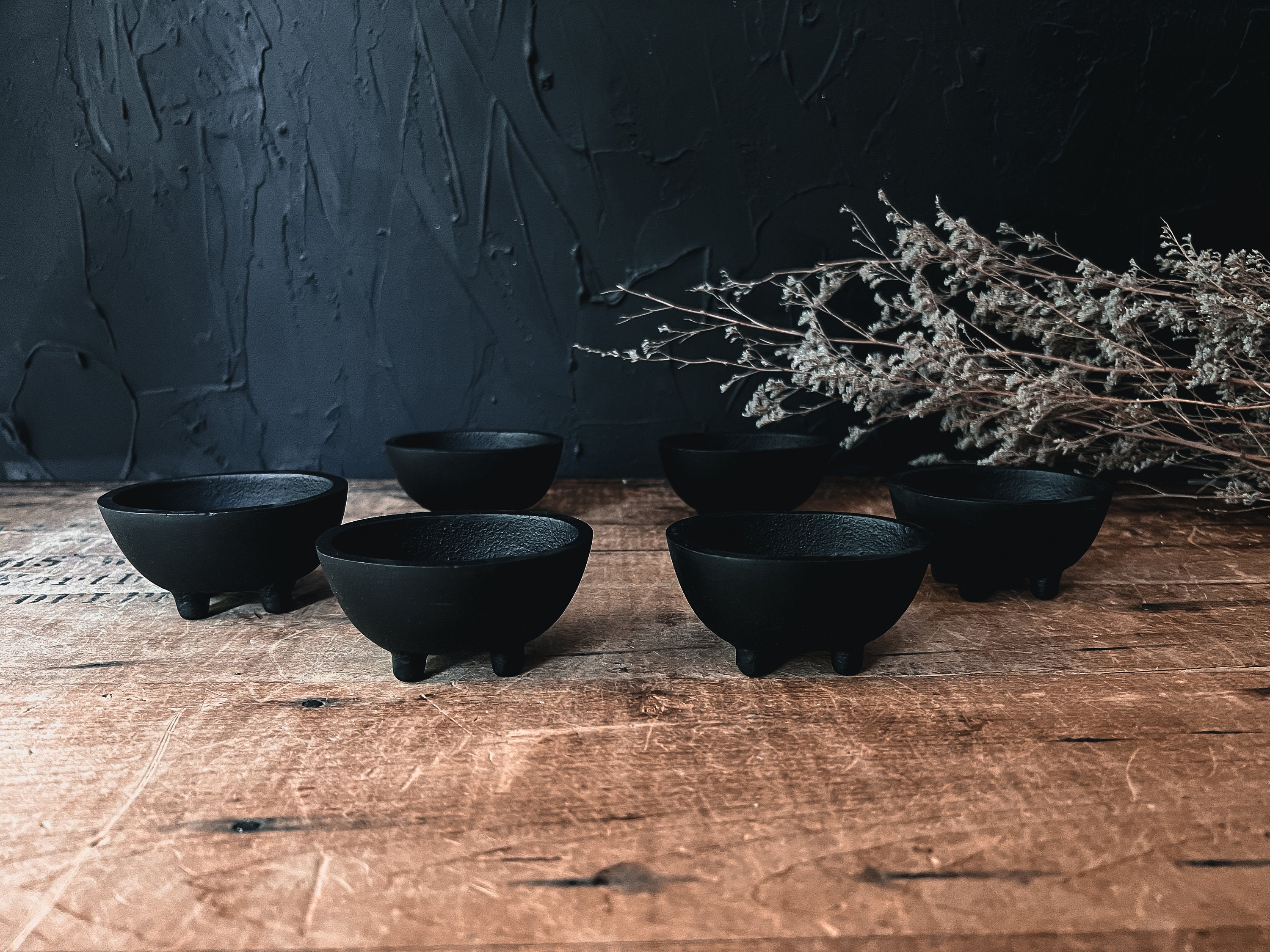 Small Black Cast Iron Incense Cauldron – Witchy Altar Decor - Etsy