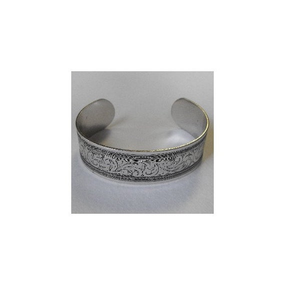 Embossed Oxidized Silver Cuff Bracelet 25mm Wide - Gem