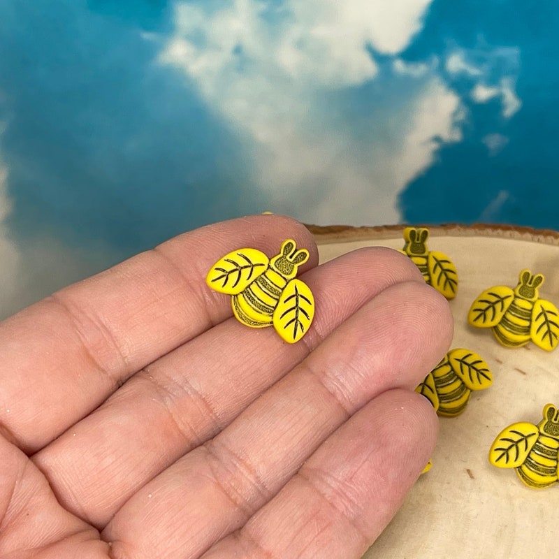 Bee Buttons - Etsy