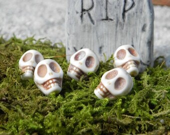 Miniature skulls | Etsy