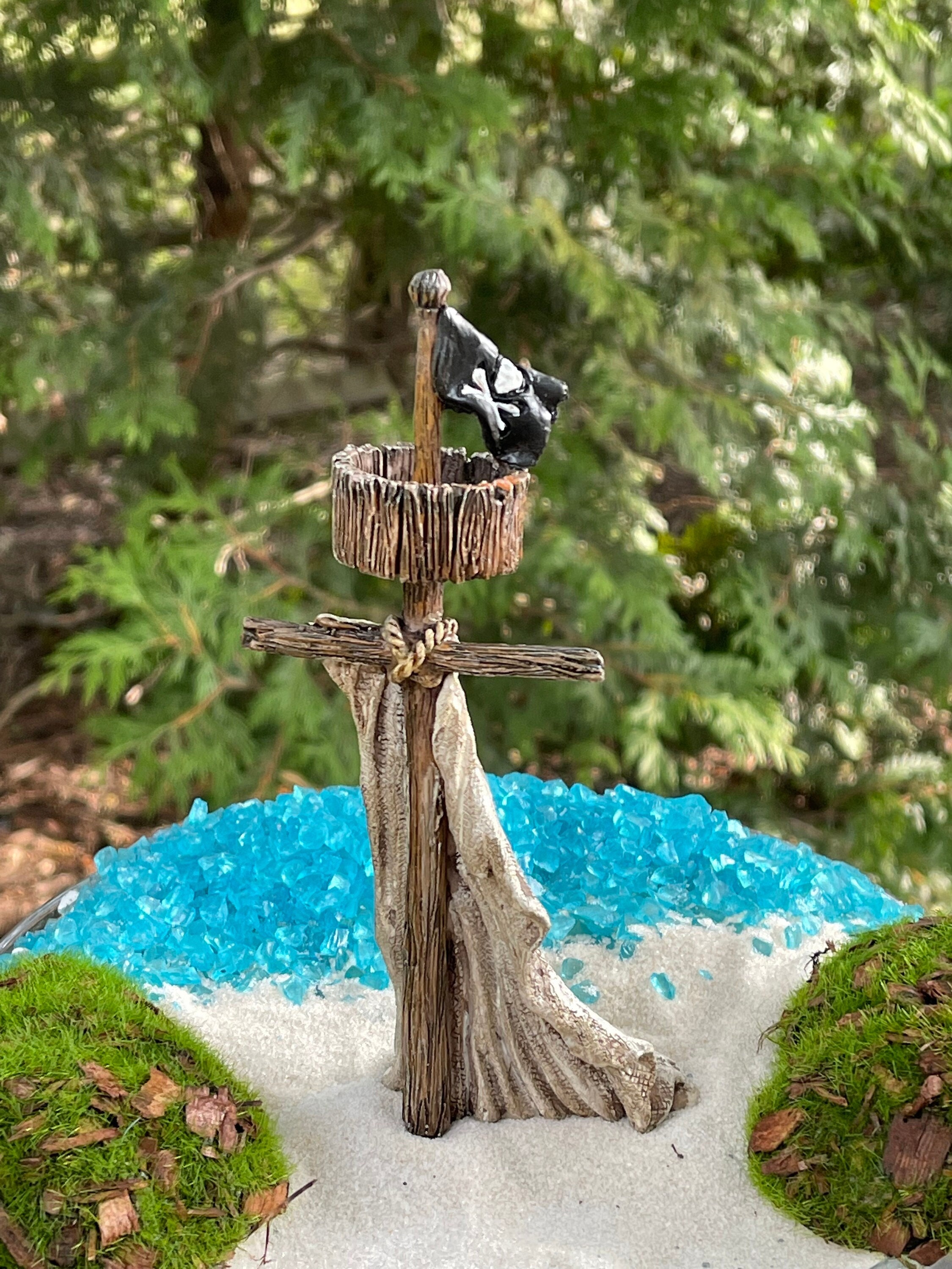 Cartoon Pirate Crows Nest