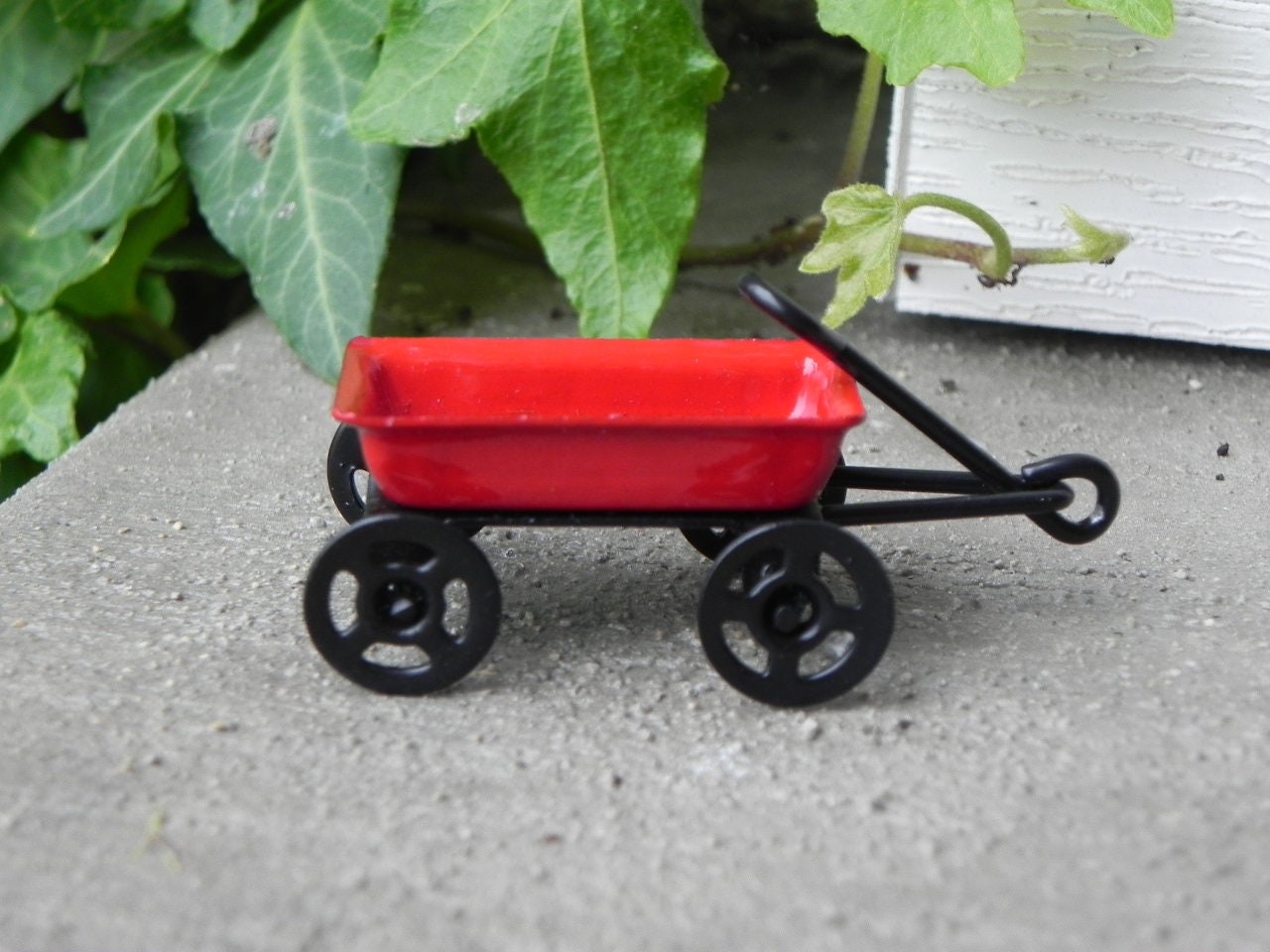 Paper, Party & Kids Kids' Crafts Miniature Red Wagon 'Fairy Flyer ...