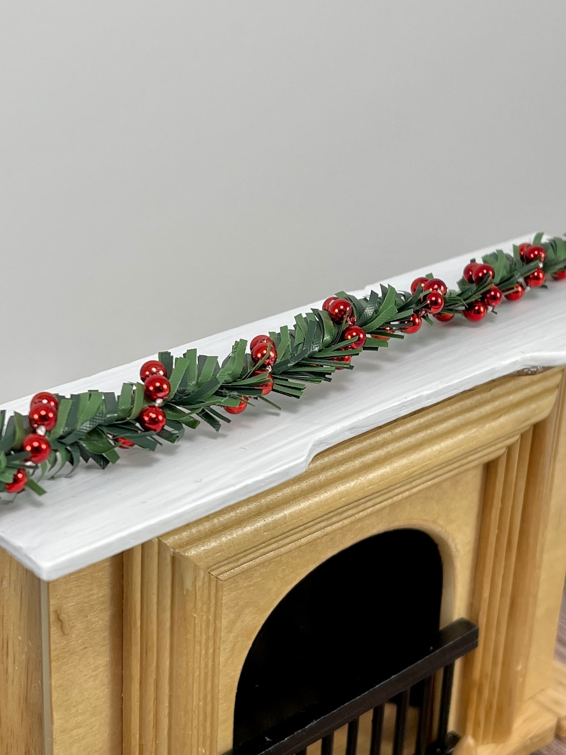 Miniature Christmas Garland, Artificial Pine Wired Roping With Assorted ...