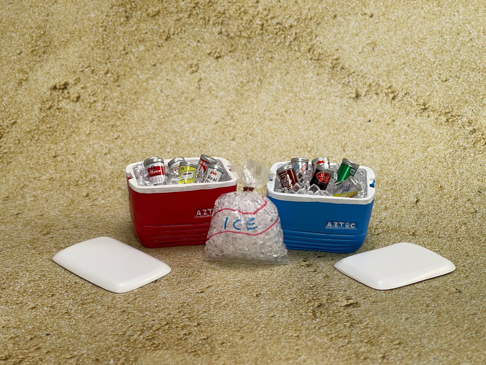 Miniature Cooler Ice Chest Dollhouse Miniatures 1:12 Scale - Etsy