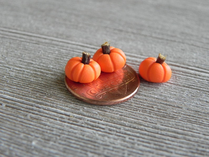 Miniature Pumpkin Micro Mini Pumpkins, Tiny Polymer Clay Pumpkins ...
