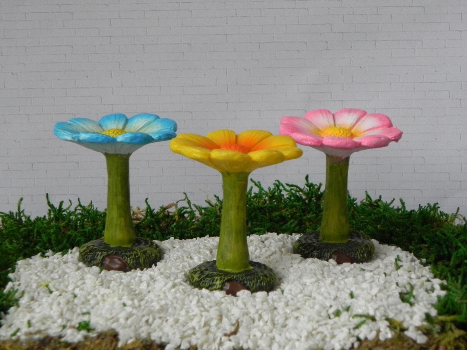Miniature Bird Bath, Flower Shape, Assorted Colors, Fairy Garden ...