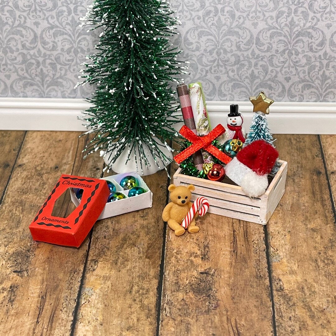 Dollhouse Miniatures 1:12 Scale, Box Christmas Decorations, Mini Bear ...