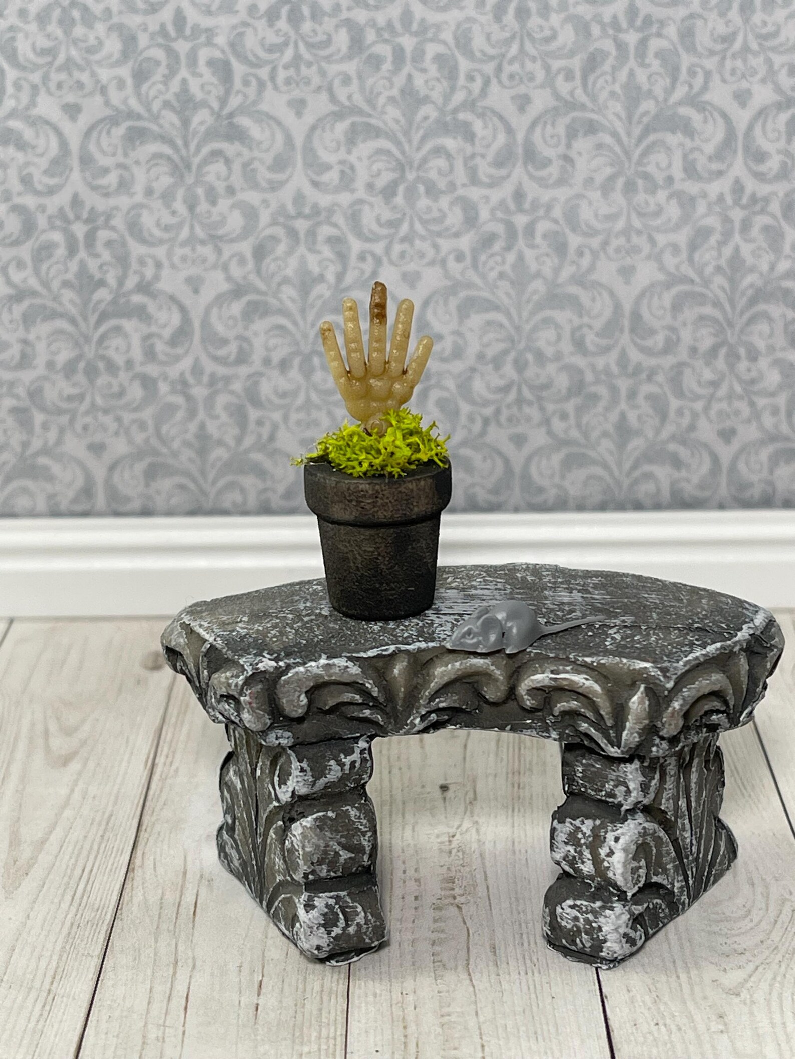 Miniature Halloween Creepy Skeleton Hand Pot, Dollhouse Accessory ...