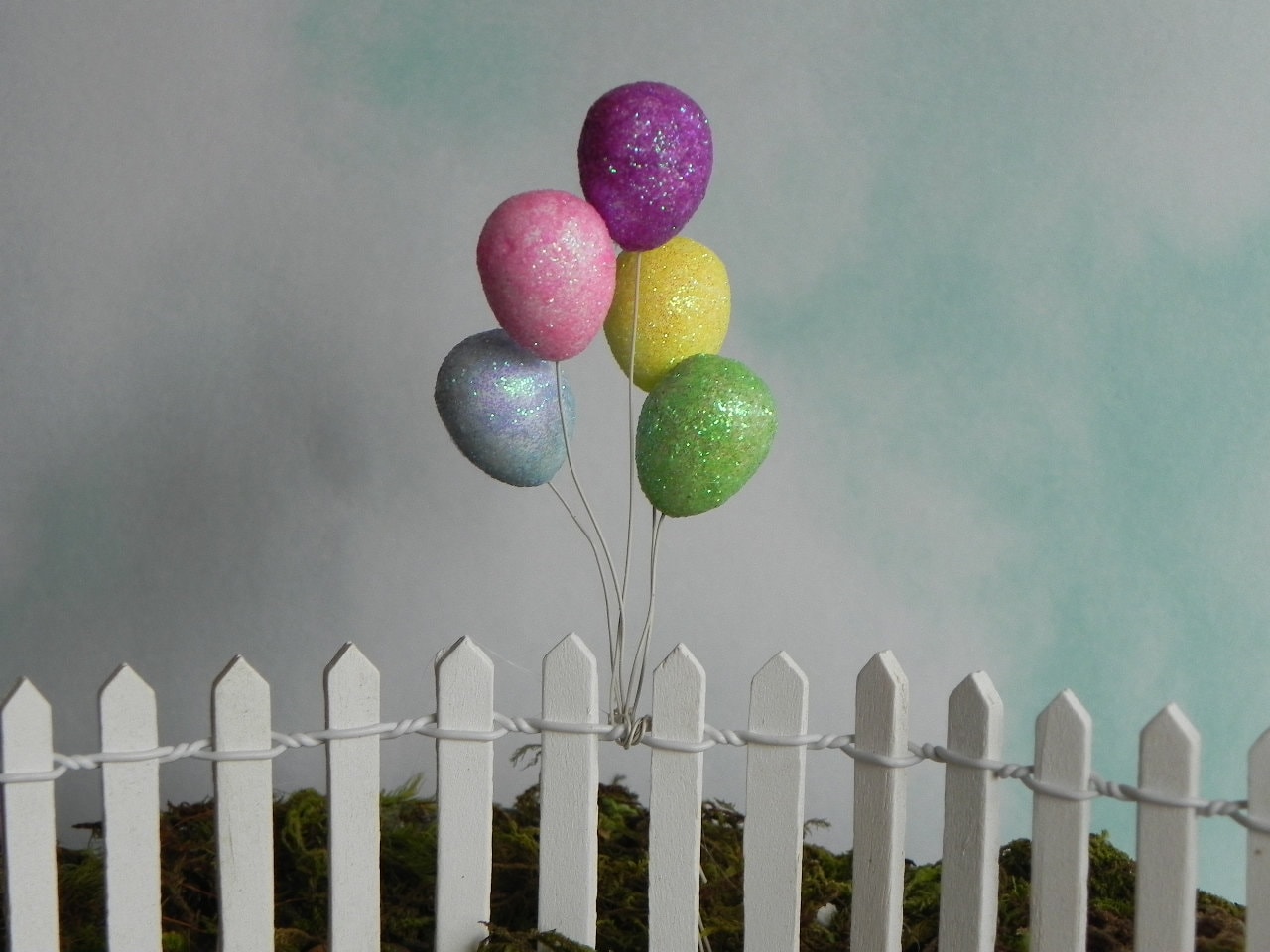 5 Miniature Balloons Glitter Dollhouse Miniatures | Etsy