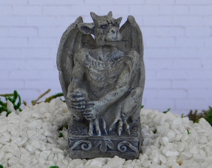 Miniature Gargoyle Halloween Miniatures Resin Gargoyle - Etsy