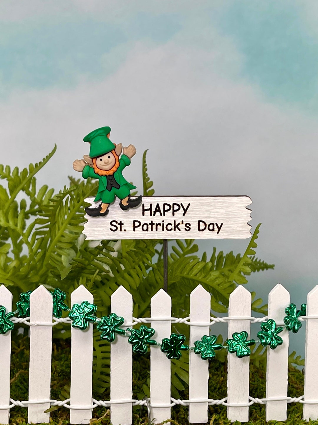 Miniature Shamrock Garland, Miniature White Picket Fence, St. Patrick's ...