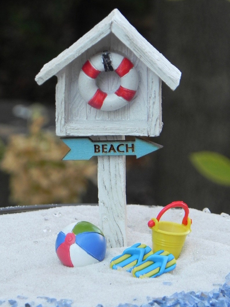 Miniature Life Ring With Sign, Fairy Beach Garden, Miniature Beach ...