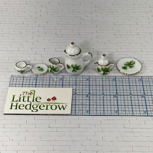 Miniature Shamrock Tea Set, Mini Tea Cups, St. Patrick's Miniatures ...