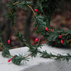 Miniature Garland Ming Pine Fir Garland Roping Pip Berries 3 FEET ...