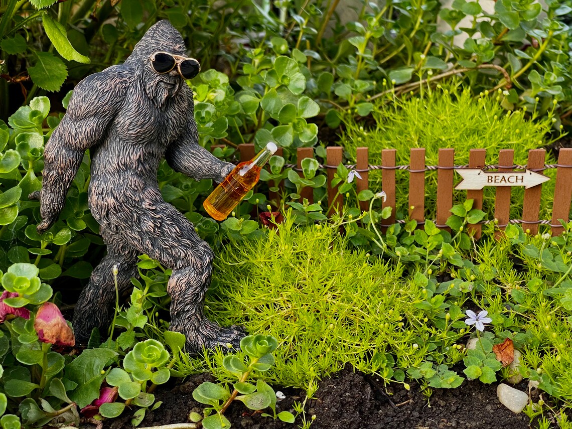 Miniature Bigfoot Figurine, 5" Tall Miniature Sasquatch Figurine ...
