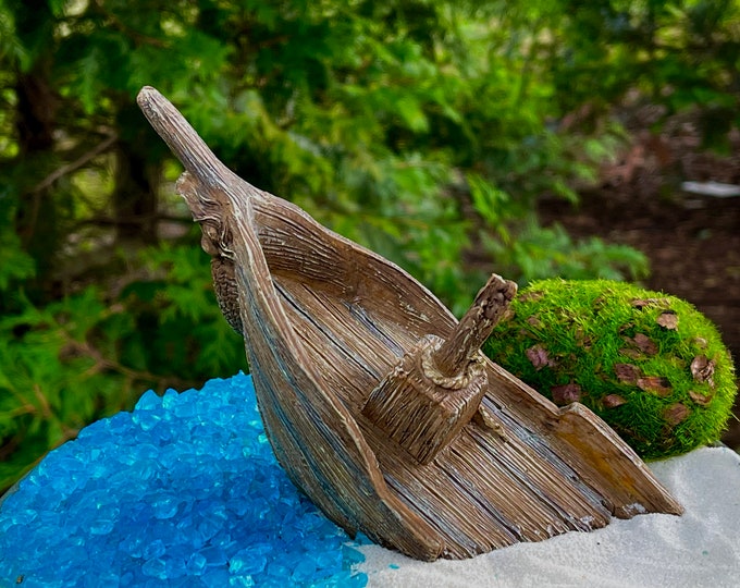 Miniature Shipwreck, Pirate Miniatures, Mermaid Figurehead, Miniature ...