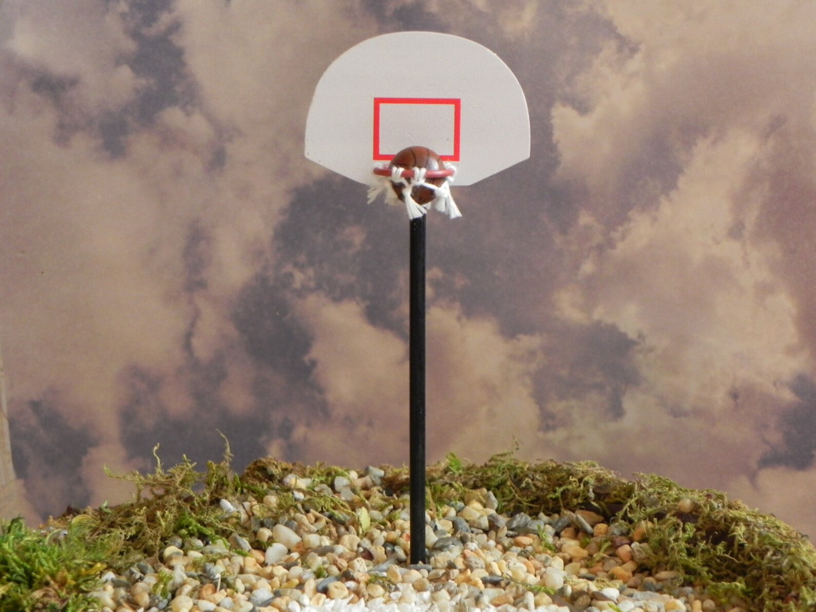 Miniature Basketball Hoop Miniature Basketball Fairy Garden - Etsy