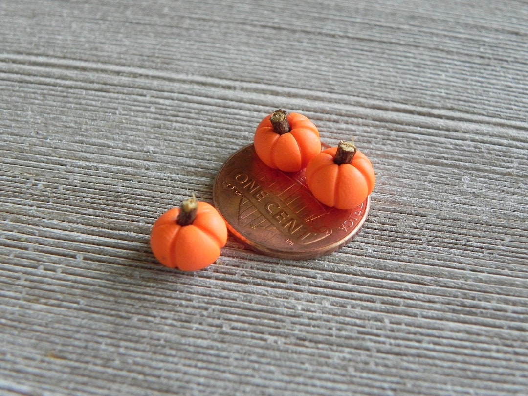Miniature Pumpkin Micro Mini Pumpkins, Tiny Polymer Clay Pumpkins ...