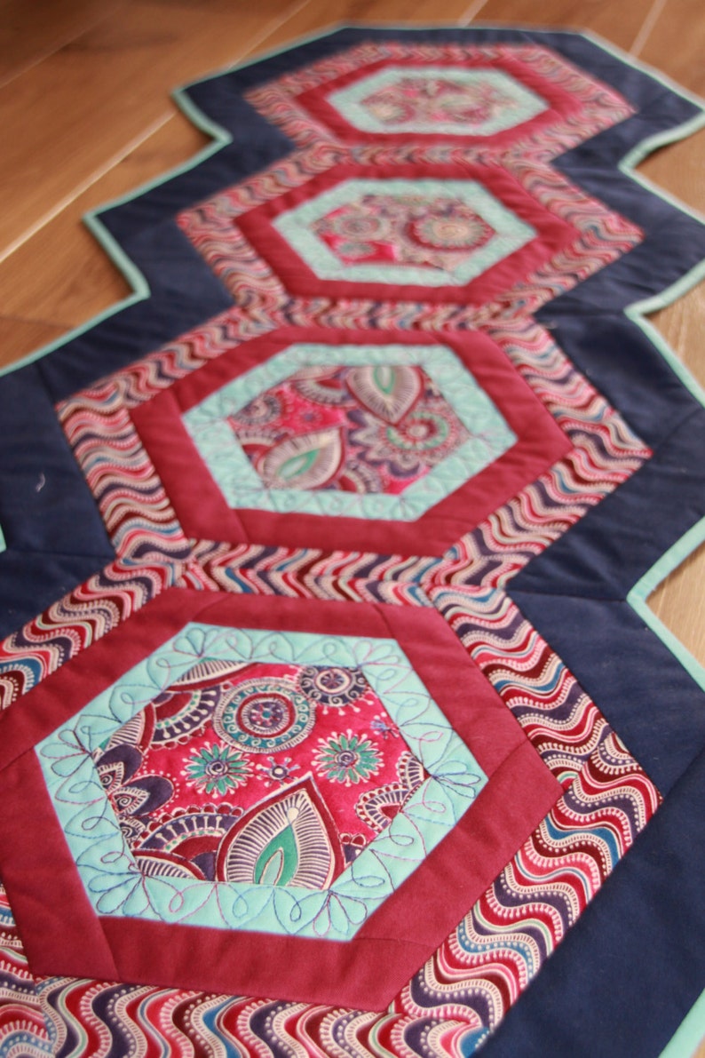 Hexagonal Table Runner Pattern PDF Instant Download - Etsy