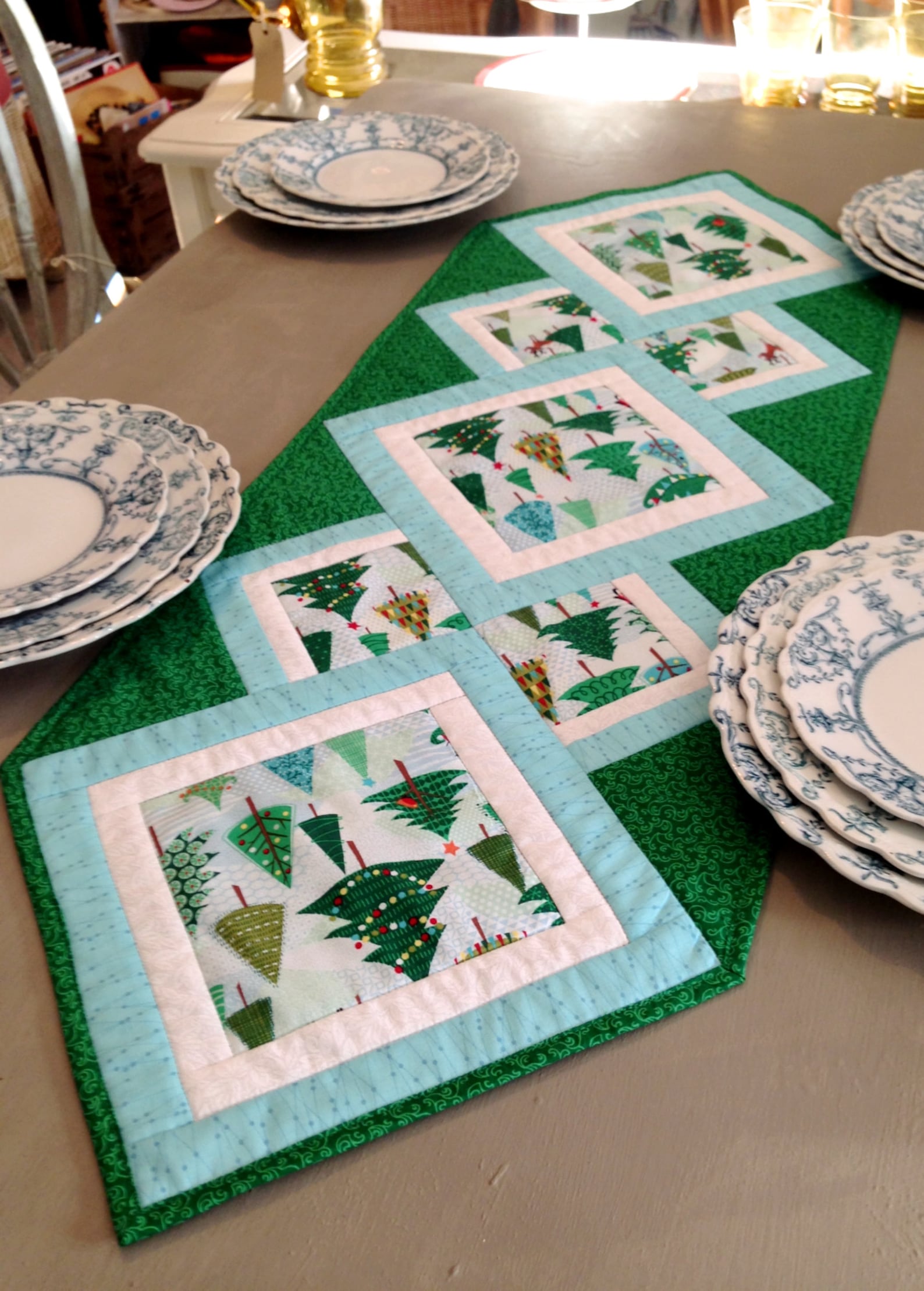 Francis Table Runner PDF PATTERN upgrade to Video Tutorial Available - Etsy