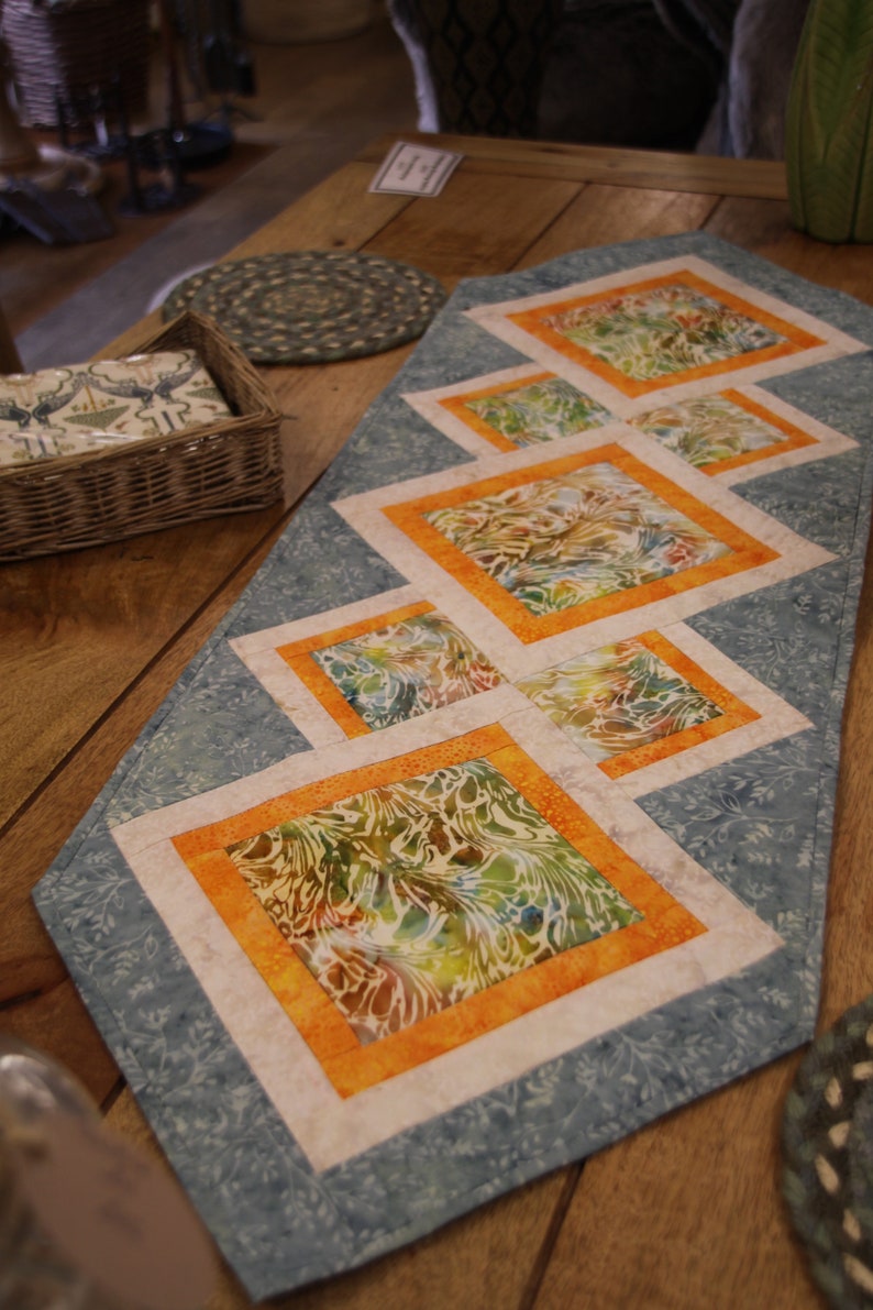 Francis Table Runner PDF PATTERN upgrade to Video Tutorial - Etsy UK