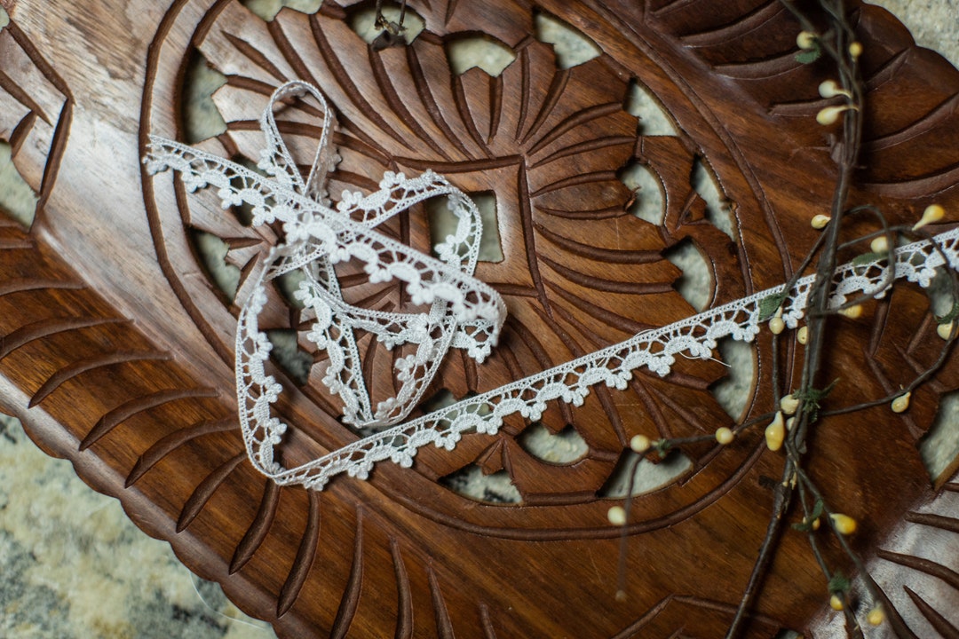 Spanish Lace Edging- (pictured in Light Ecru) - Etsy