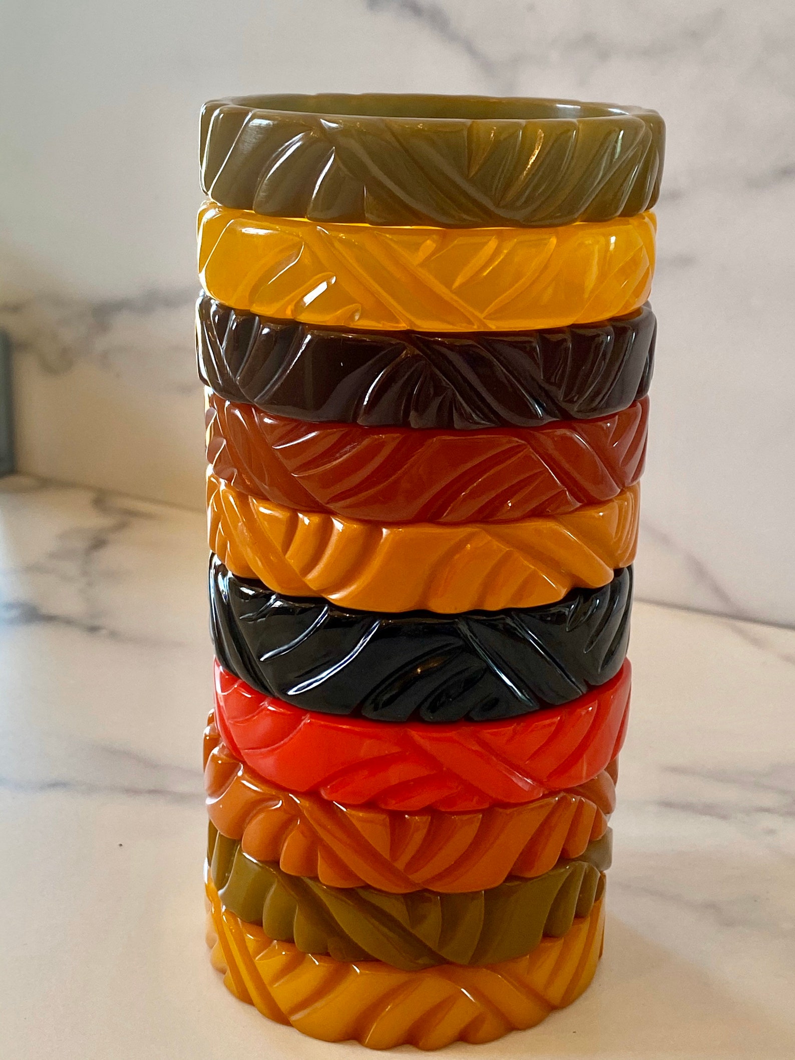 Vintage Bakelite VERY Rare Matched Set of 10 Hand Carved Bangle ...