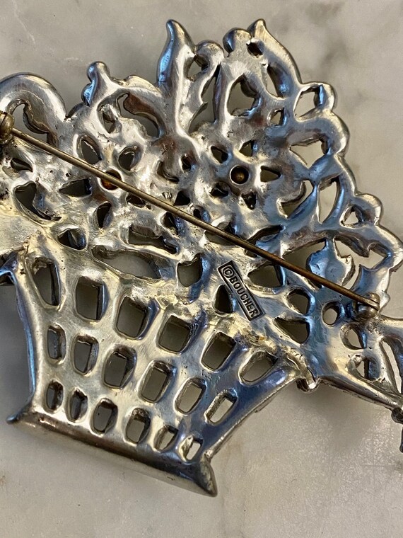Gorgeous Trifari Recast Copy Flower Basket Brooch pin… - Gem