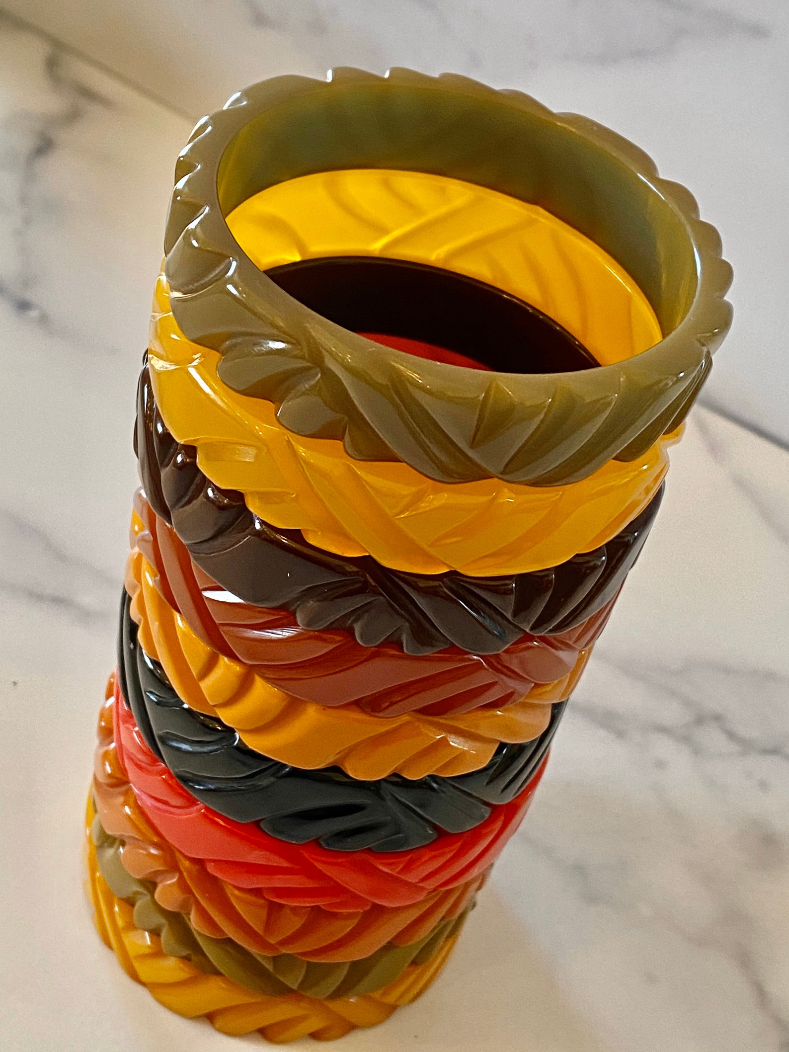 Vintage Bakelite VERY Rare Matched Set of 10 Hand Carved Bangle ...