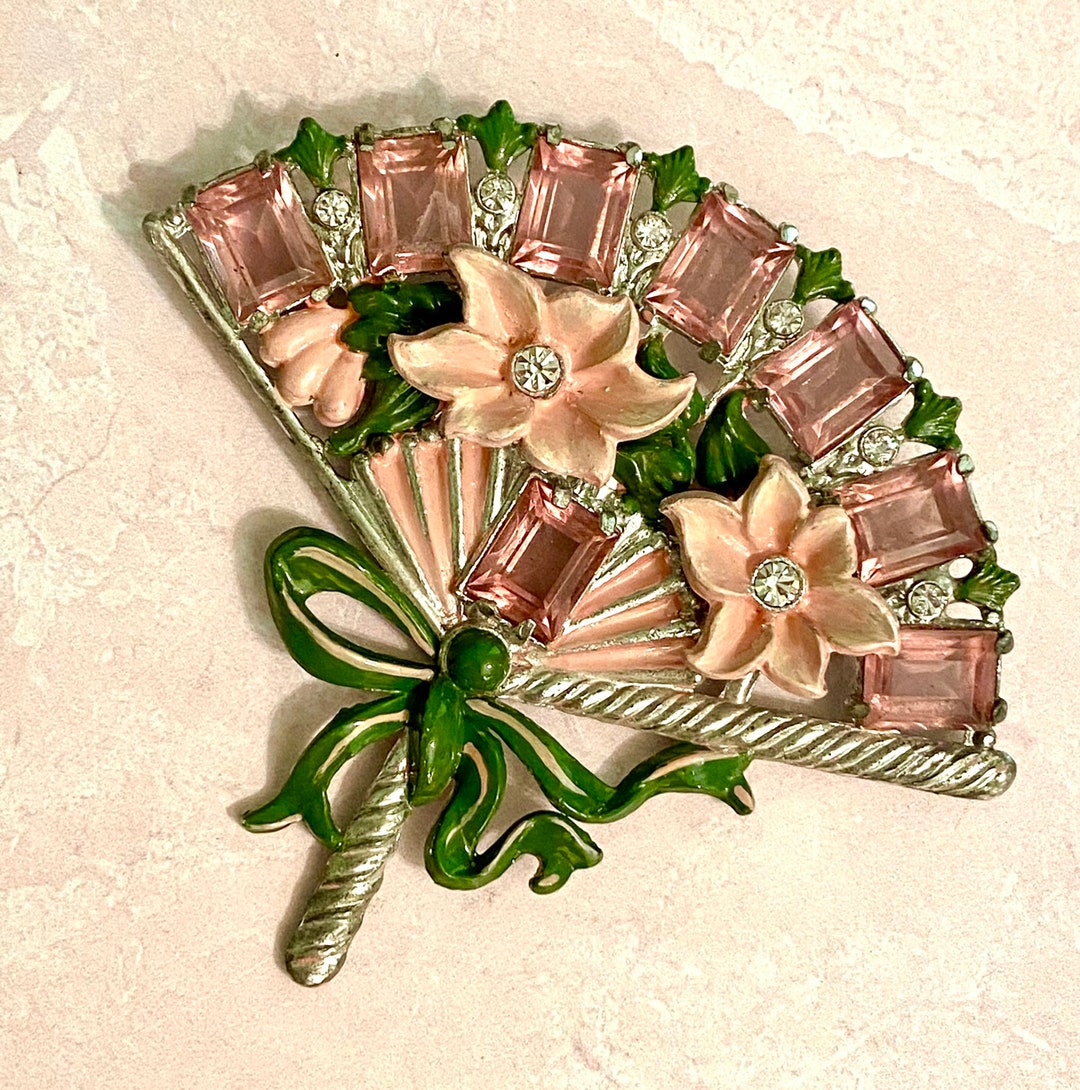 Coro Style Flower Fan With Bow Pink Pot Metal Brooch - Etsy