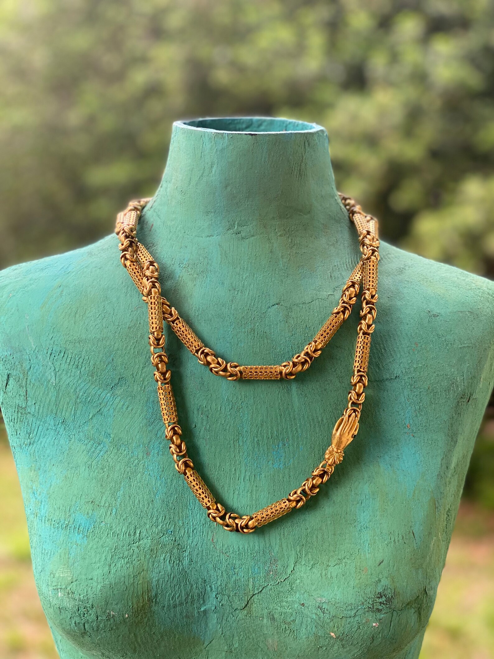 Georgian Pinchbeck Gold Muff Fancy Chain Link With Figural Hand Clasp ...