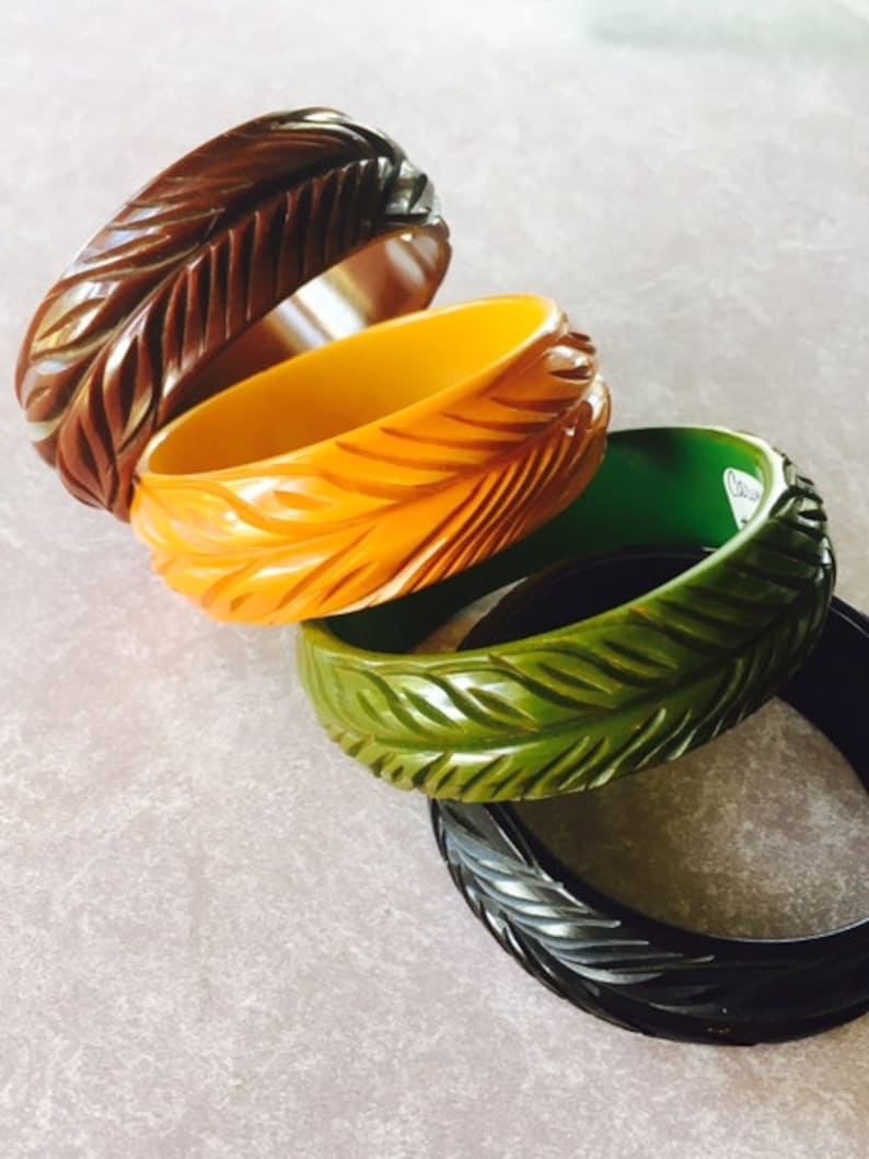 Vintage Bakelite Rare Matched Set of 4 Bangle Bracelets - Etsy