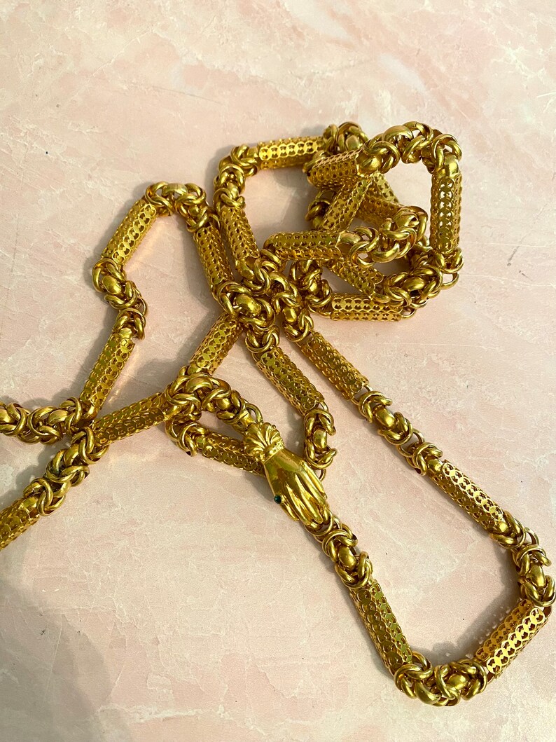 Georgian Pinchbeck Gold Muff Fancy Chain Link With Figural Hand Clasp ...