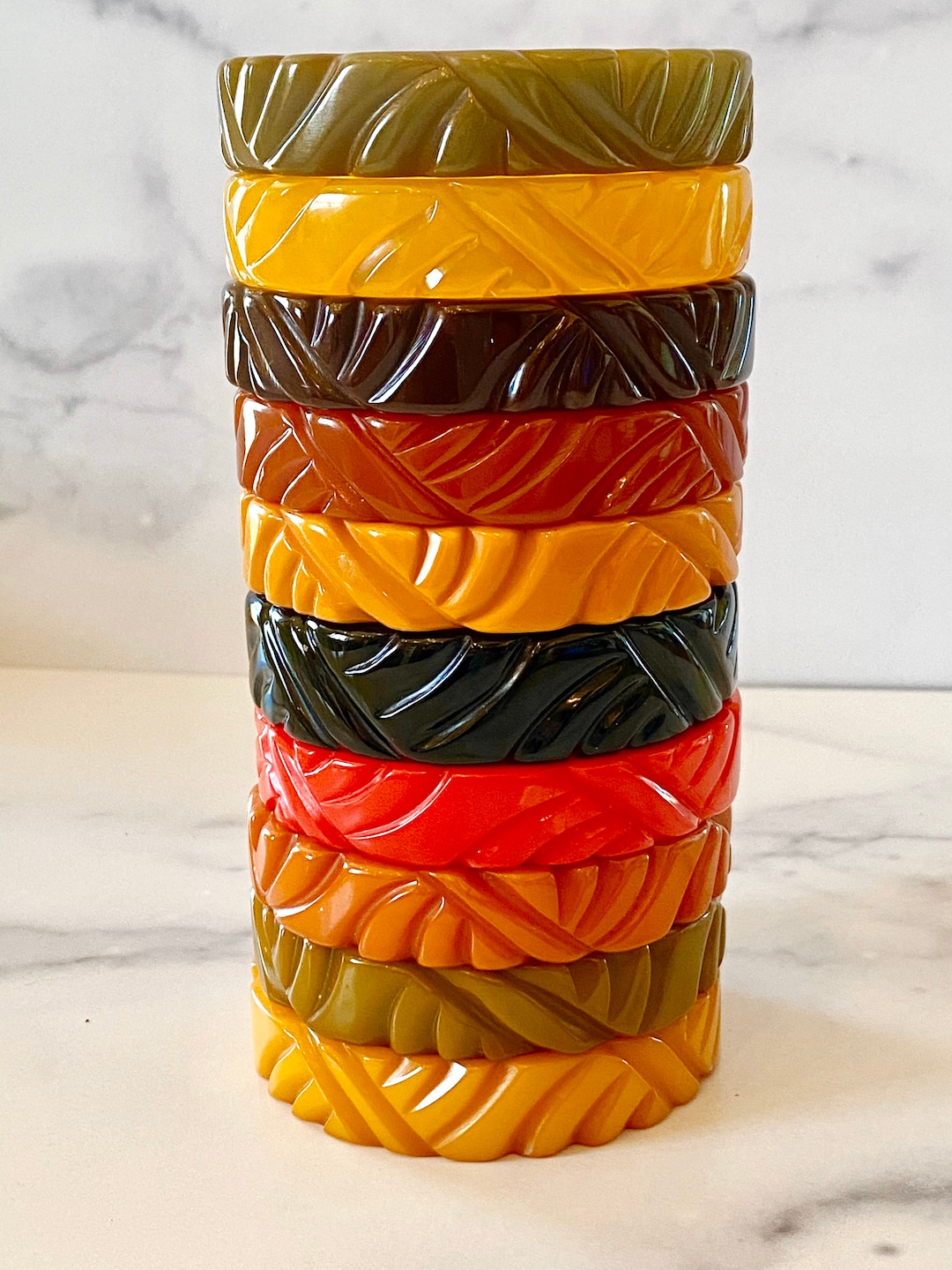 Vintage Bakelite VERY Rare Matched Set of 10 Hand Carved Bangle ...