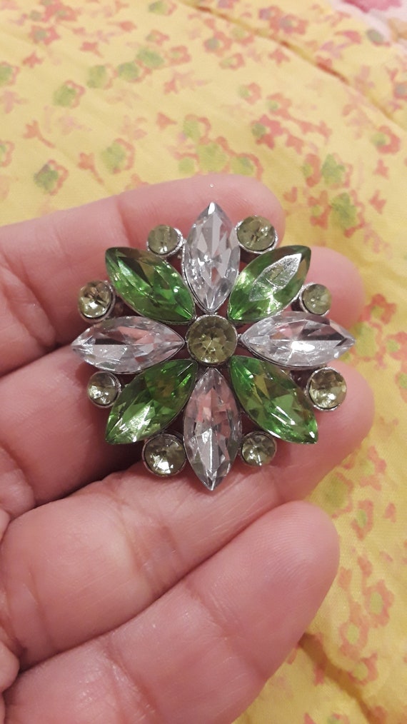 Vintage clear green acrylic - Gem