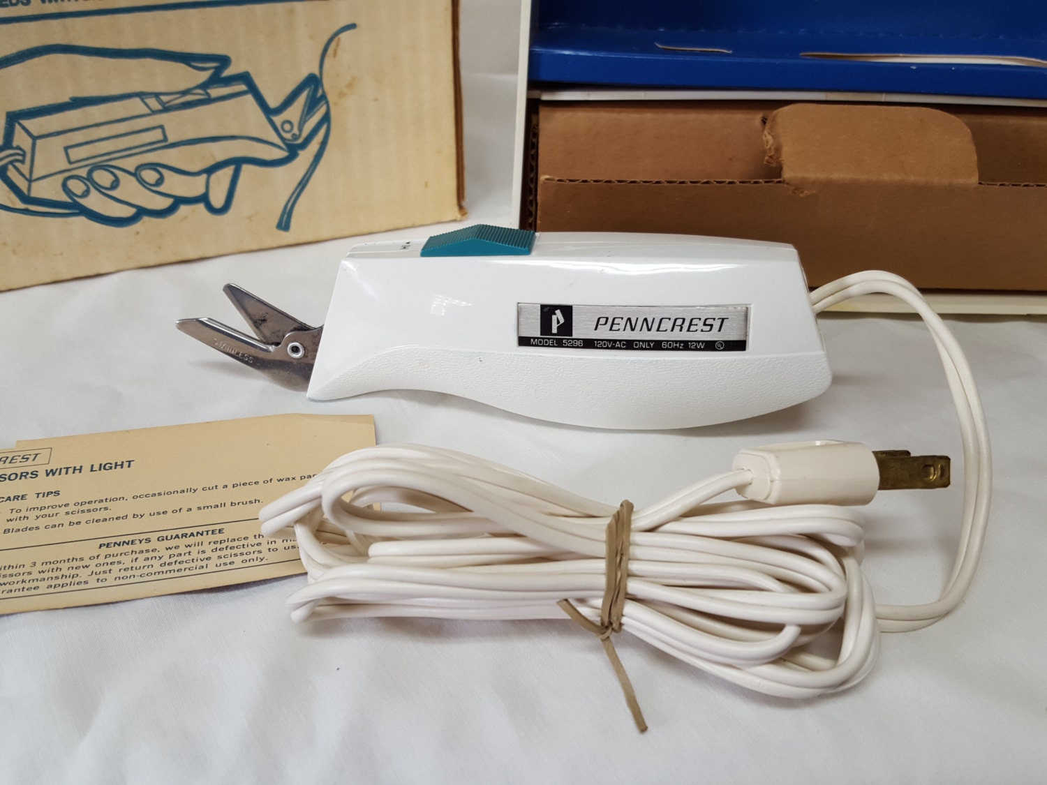 Electric Scissors From Penncrest Two Speed With Light From the 1960's ...