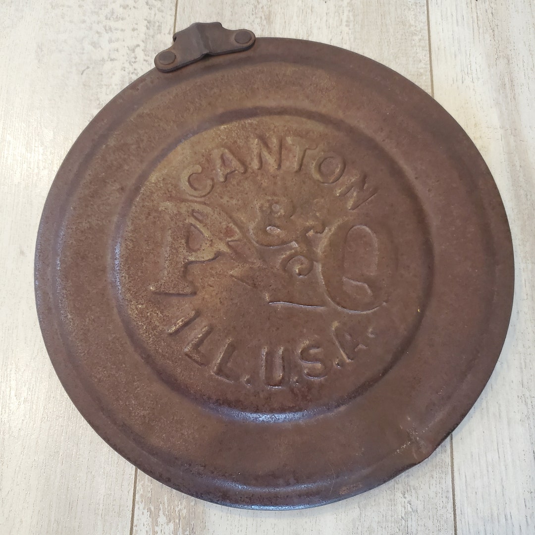 Antique Farm Cast P & O Rustic Metal Farm Plow Equipment Lid Canton Ill ...