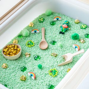 Leprechaun Sensory Bin, St. Patrick's Day Sensory Bin, St. Patrick's ...