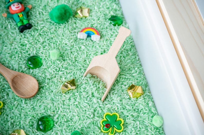 Leprechaun Sensory Bin, St. Patrick's Day Sensory Bin, St. Patrick's ...