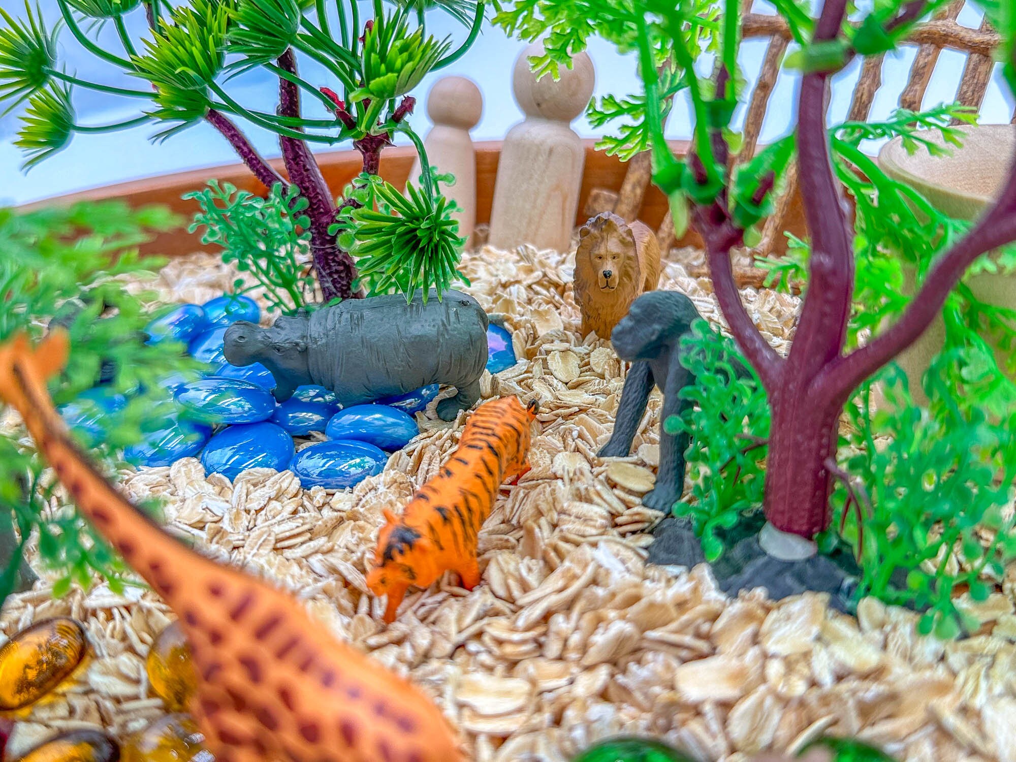 Zoo Sensory Bin, Zoo Animals Sensory, Taste Safe, Montessori - Etsy
