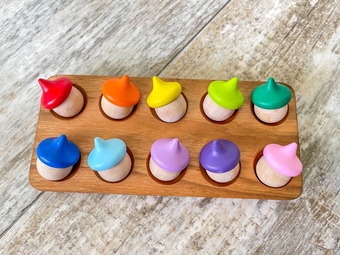 Set of 10 Rainbow Wooden Acorns, Wooden Acorns, Sensory Bin Acorns ...