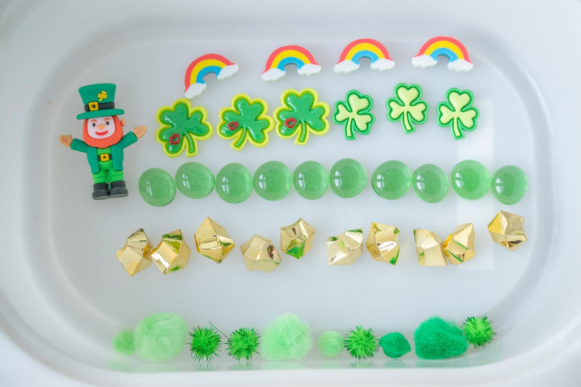 Leprechaun Sensory Bin, St. Patrick's Day Sensory Bin, St. Patrick's ...