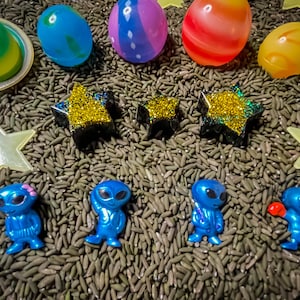 Outer Space Sensory Bin, Space Sensory, Taste Safe, Montessori, Space ...